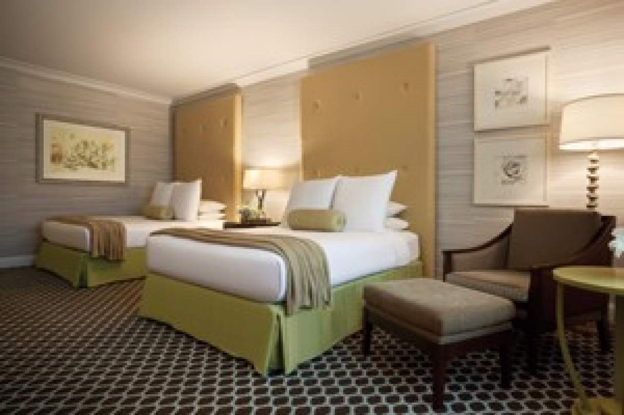 Palace Deluxe Room Mobility Roll- In at Caesars Palace