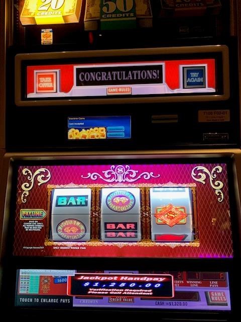 Pinball Slot Machine by IGT