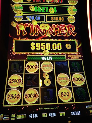 Dragon Link Slot Machine by Aristocrat